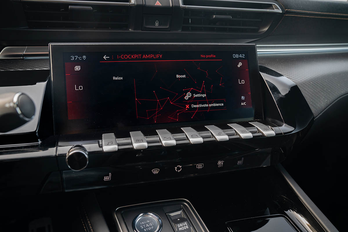 StriveME - بيجو 508 الجديدة تسحرنا خلال تجربتنا لها في الإمارات